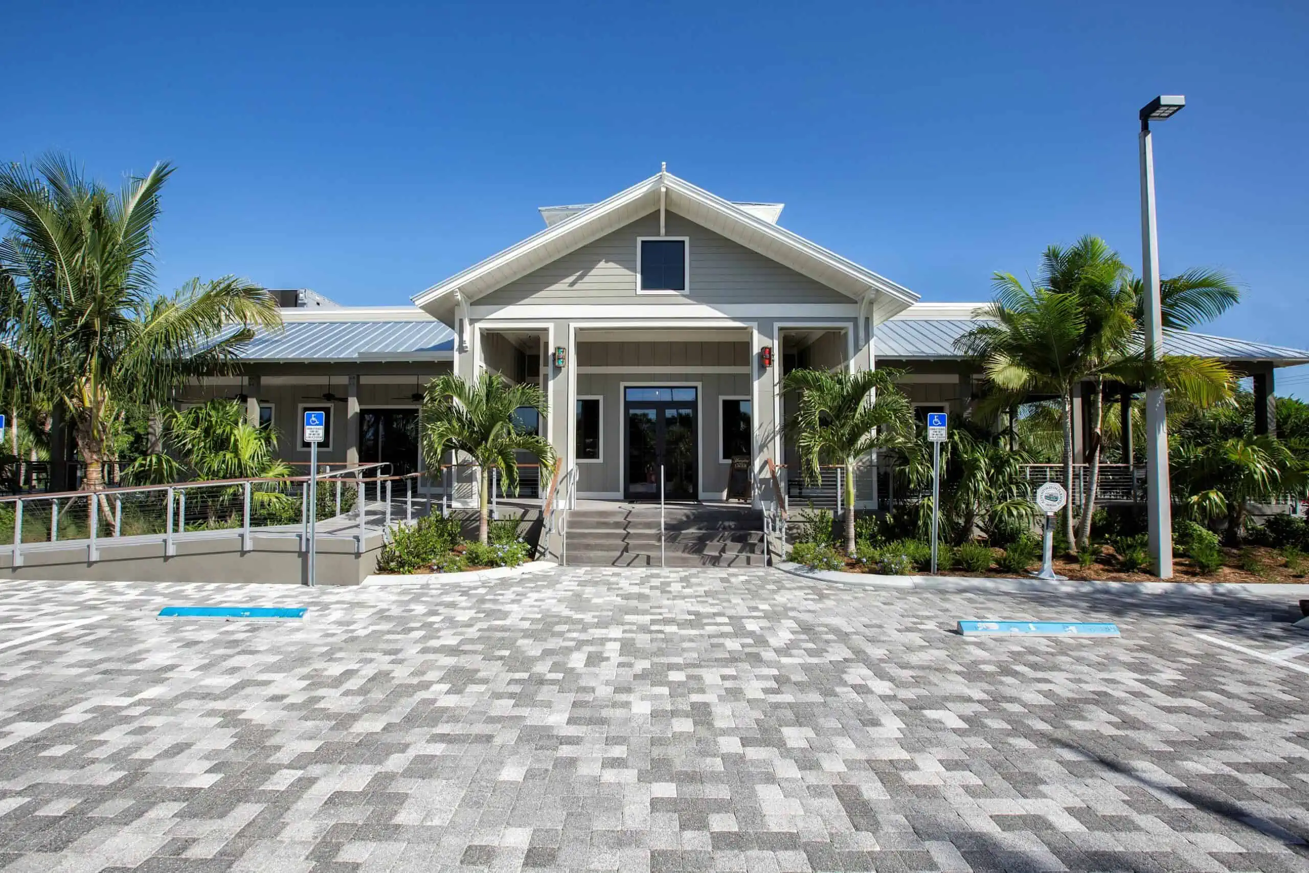 Doc Ford’s Rum Bar & Grille commemorates 20th anniversary - Sanibel ...